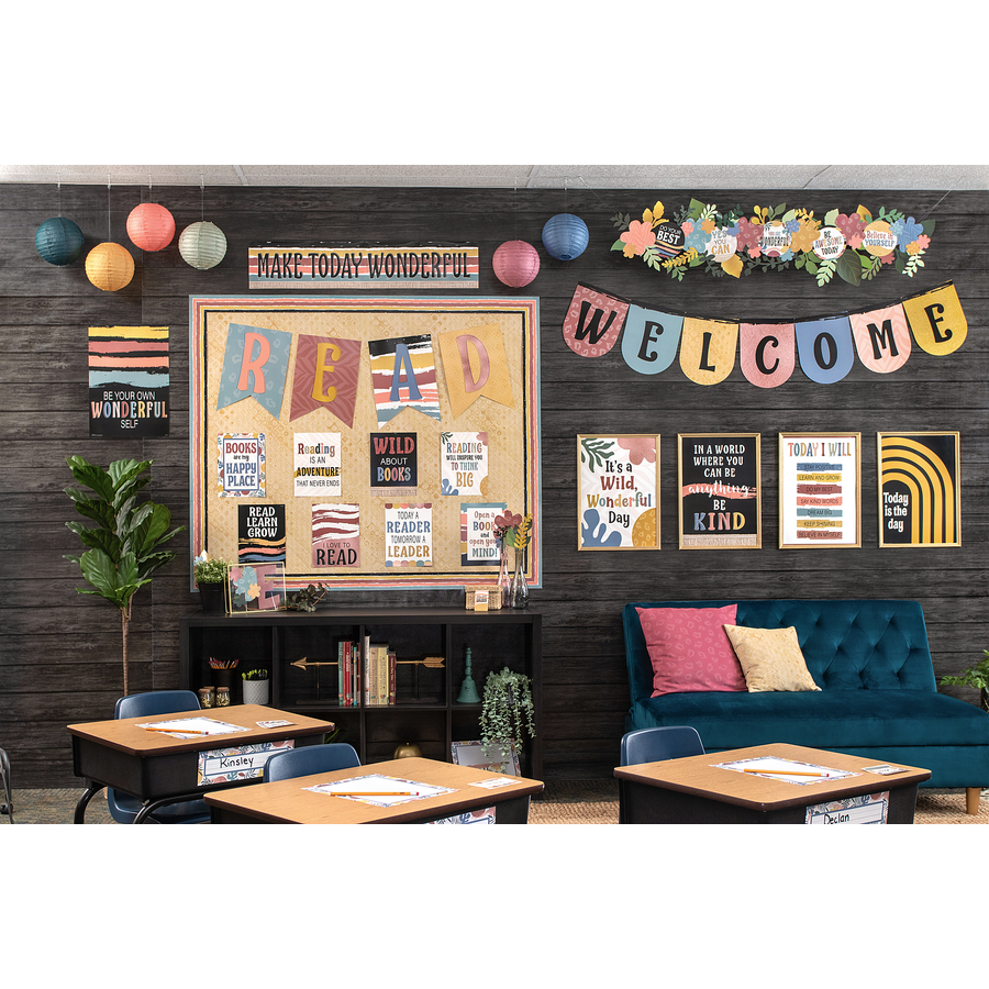 Wonderfully Wild Read Bulletin Board - TCR6678 | Teacher Created Resources